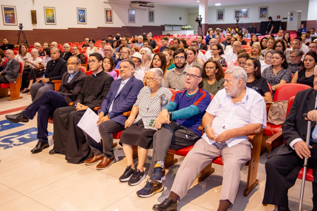 ALMT entrega moções de aplausos pelos 130 anos da Presença Salesiana no ...