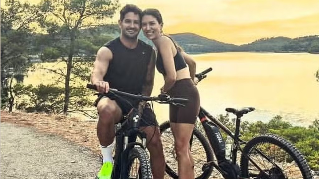 Alexandre Pato, Rebeca e o filho curtem férias com família Abravanel na ...